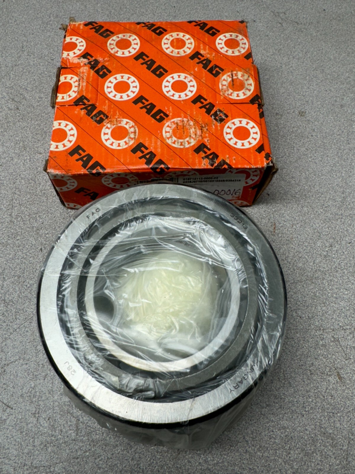 NEW IN BOX FAG TAPERED ROLLER BEARING WITH CUP 33213 | eBay