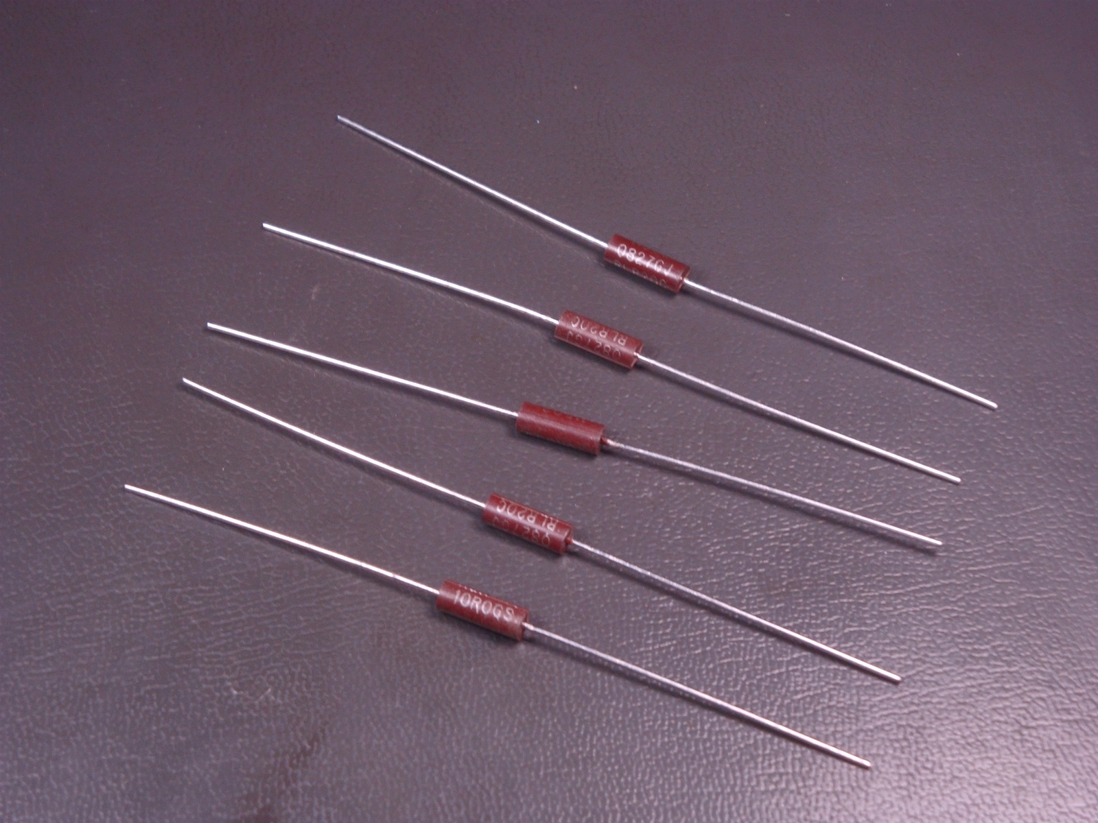 Lot of 10 RLR20C10R0GS IRC Metal Film Resistor 10 Ohm 500mW 1/2W 2% ...