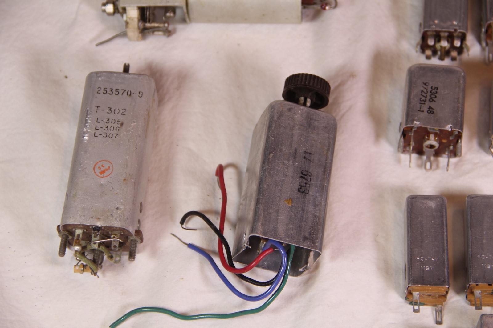 Large Lot of Vintage Radio & TV Components - Mostly Inductors Some Used ...