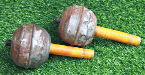 2 Pcs Vintage Maracas Metal & Wood Musical Percussion Instrument Band ...