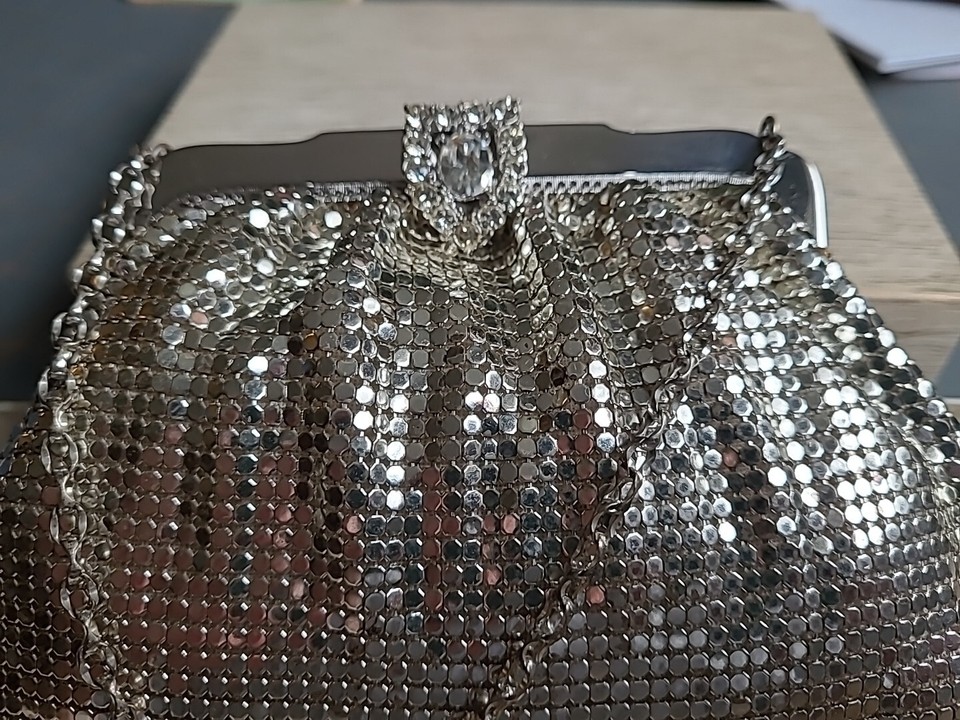 VINTAGE Whiting & Davis Silver Chain Mail Coin Purse USA Clutch Never ...