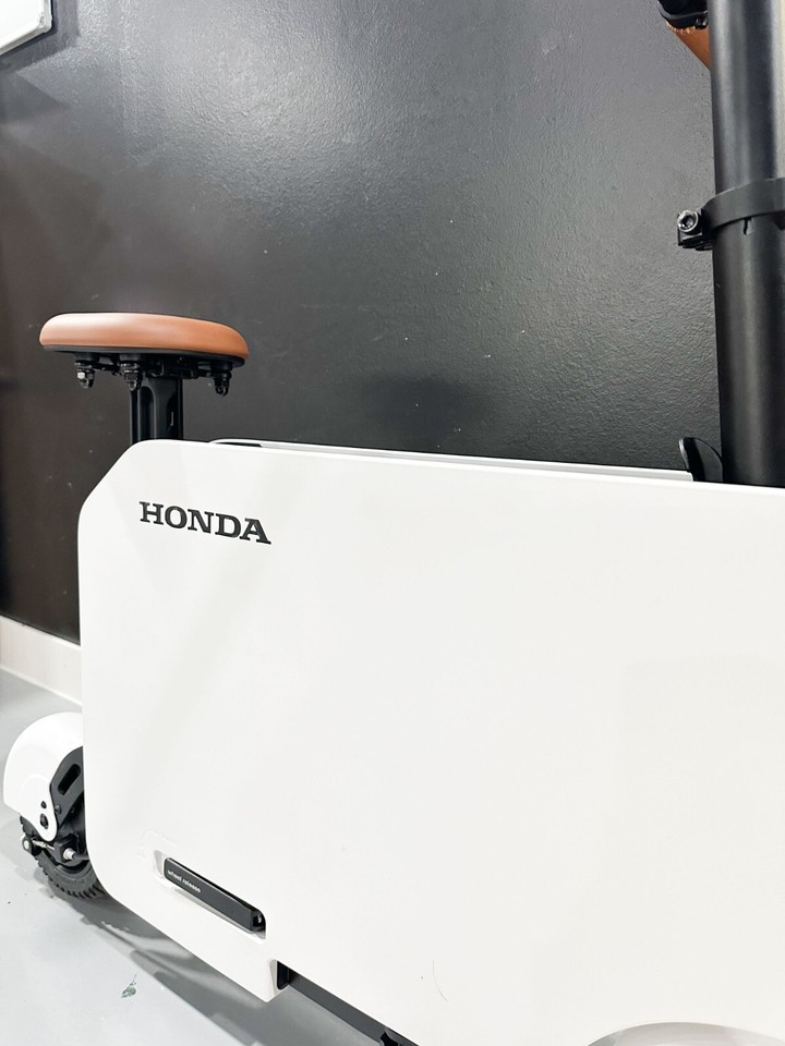 Honda Motocompacto Inlays (Side Panels) Holographic, Oil Slick, Pearl ...