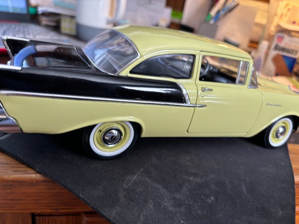 HWY 61 1957 CHEVY 1:18th scale 150 UTILITY SEDAN / PLASTIC DISPLAY CASE INCLUDED | eBay