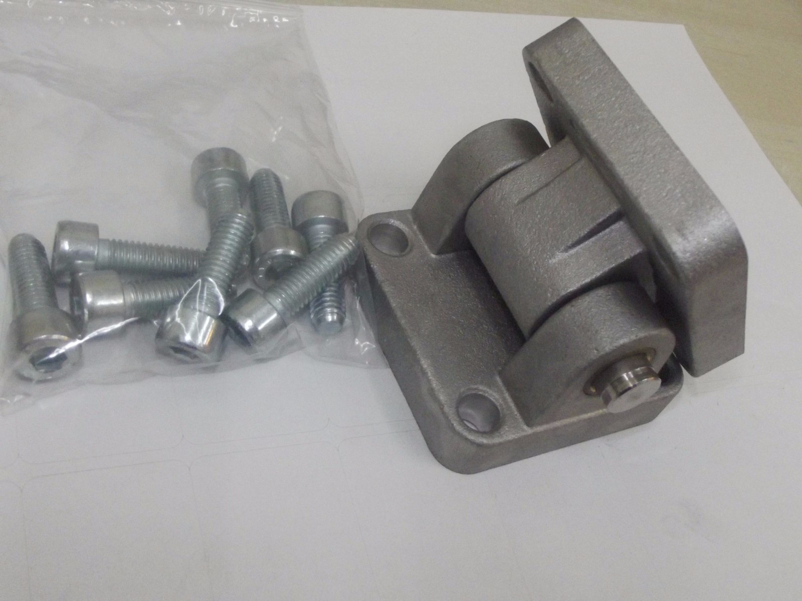 Pneumatic Cylinder Rear Mounting Brackets For 32mm Dia VDMA Standard ...