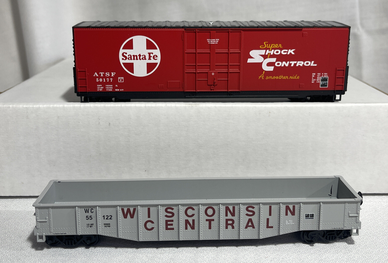 HO Scale Train Cars Mixed Groupings Of Different Train Cars AS Is Lot 8 ...
