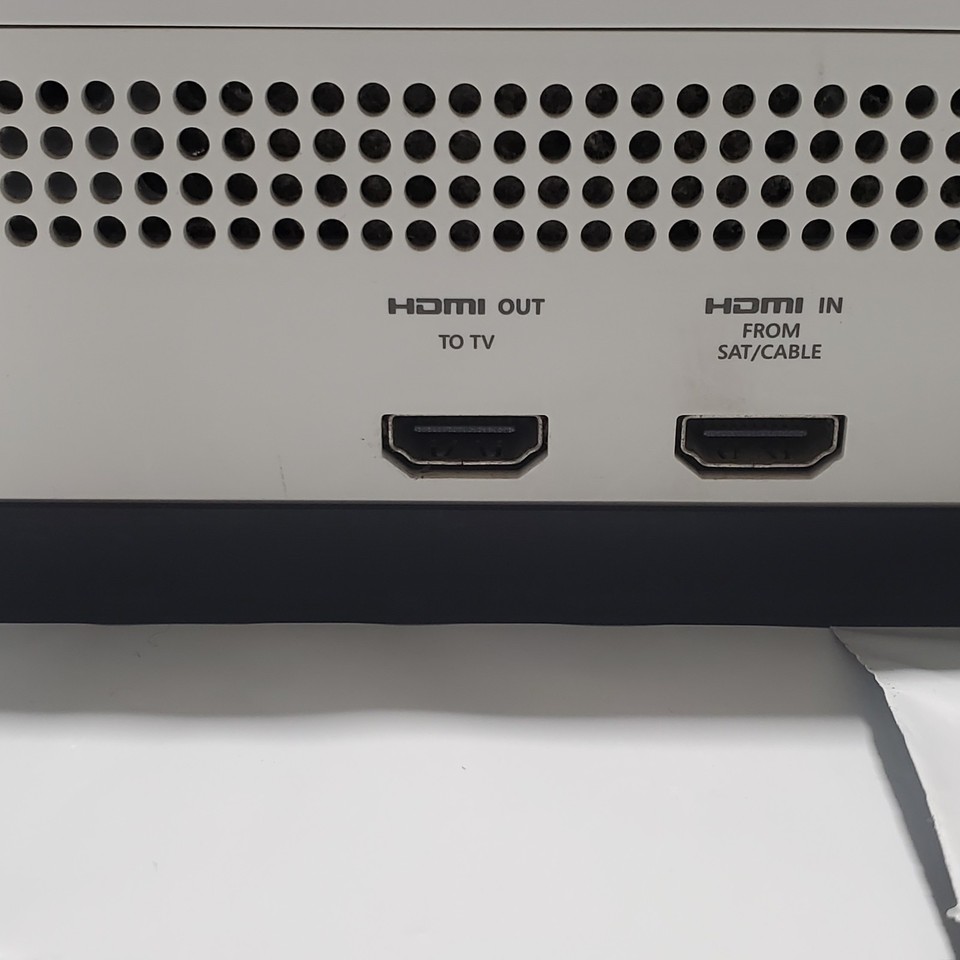 MICROSOFT XBOX ONE S 500GB WITHE - WITH A ORIGINAL GREEN REMOTE CONTROL ...