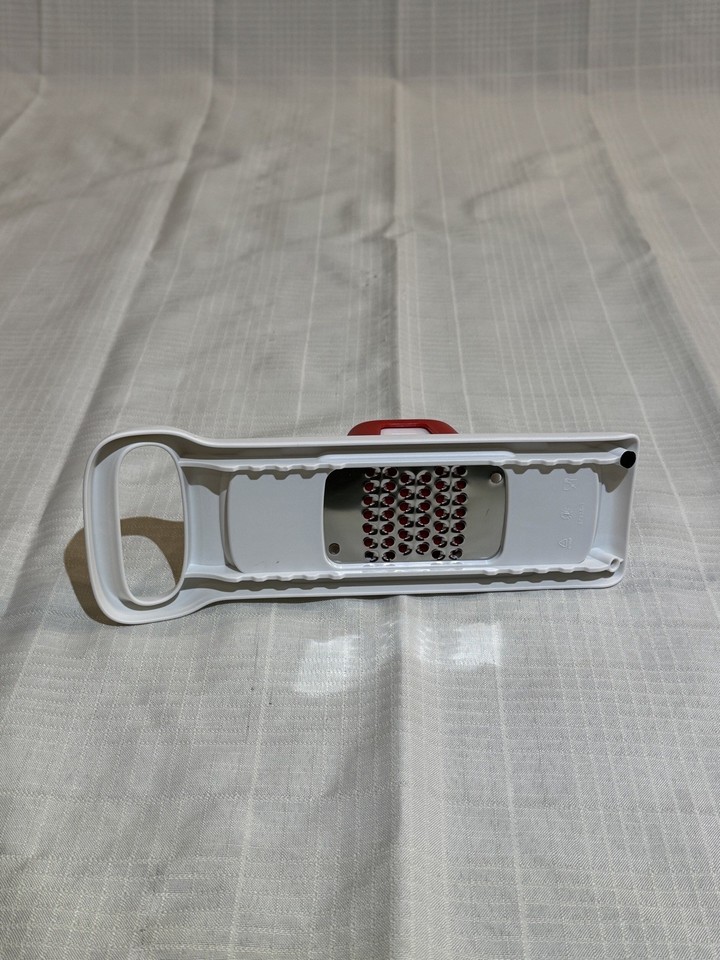 Tupperware Speedy Mando Food Grater Non-Electric White & Red New In Box ...