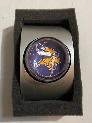 NFL MINNESOTA VIKINGS - ANALOG METAL DESK CLOCK - M.N.S. QUARTZ PEOPLE ...
