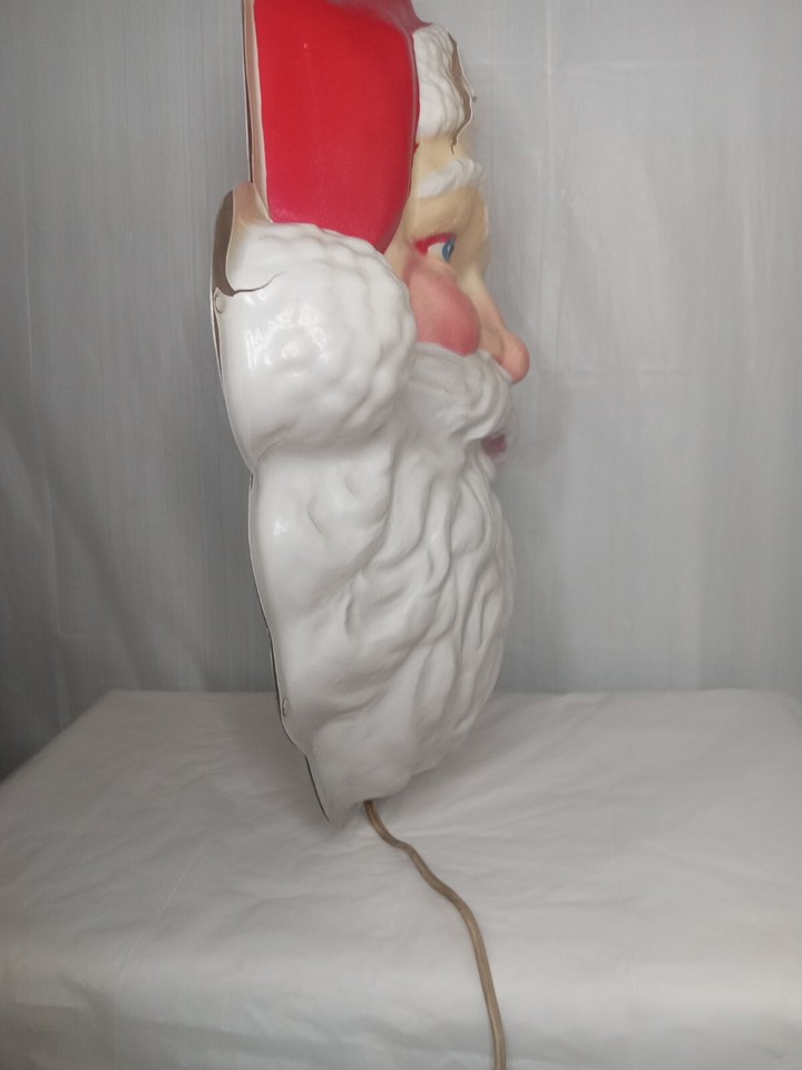 Vintage 50s Paramount Lighted Santa Face Vinylite Plastic Plaque ...