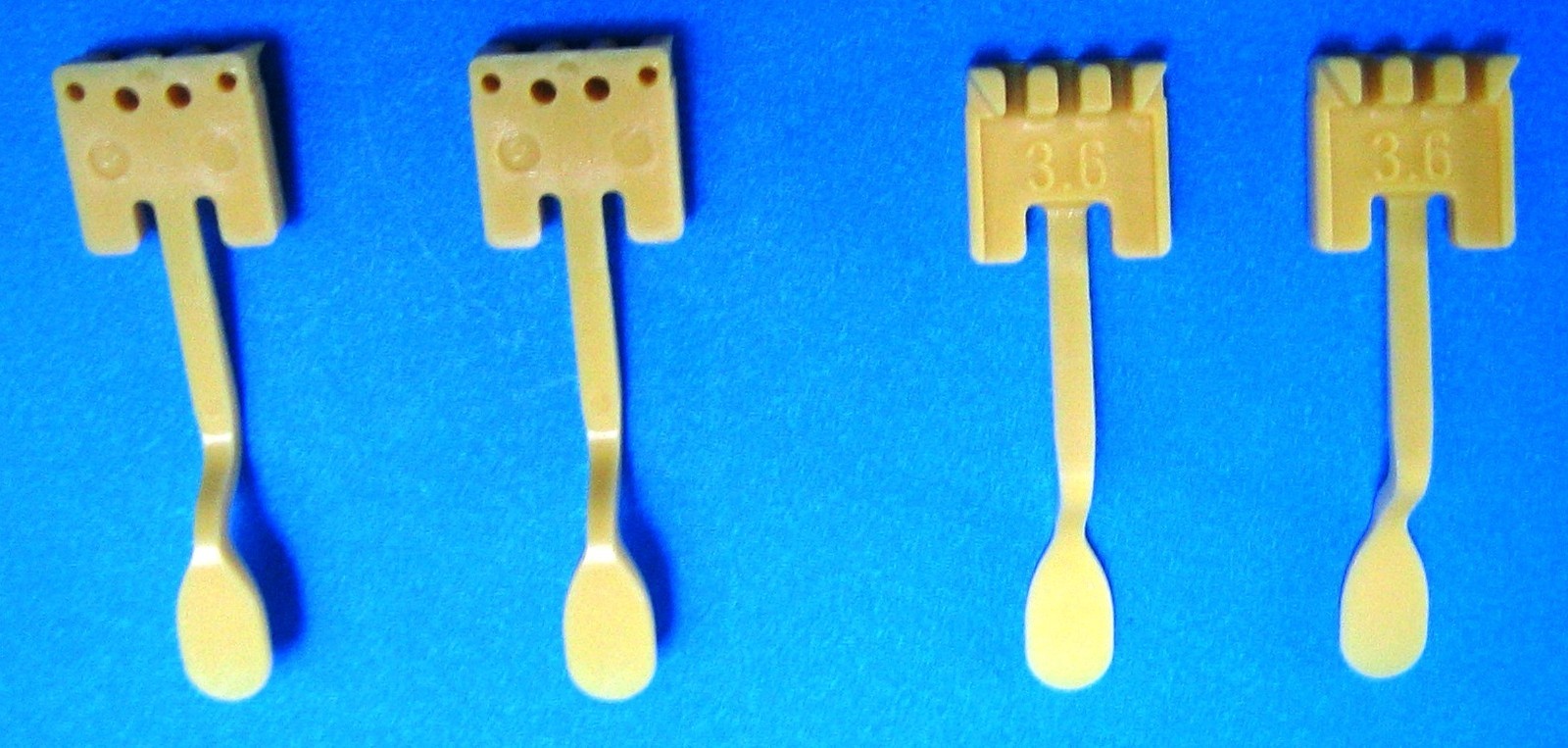 Set of 4 Silverreed/singer Knitting Machine Yarn Separator 3.6mm 270/ ...