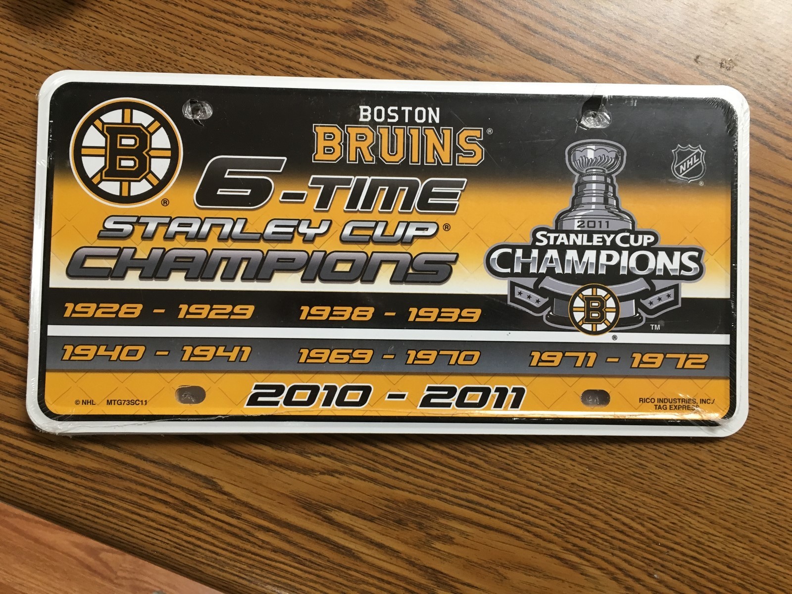 BOSTON BRUINS 6-TIME STANLEY CUP CHAMPIONS 2011 METAL LICENSE PLATE NIP ...