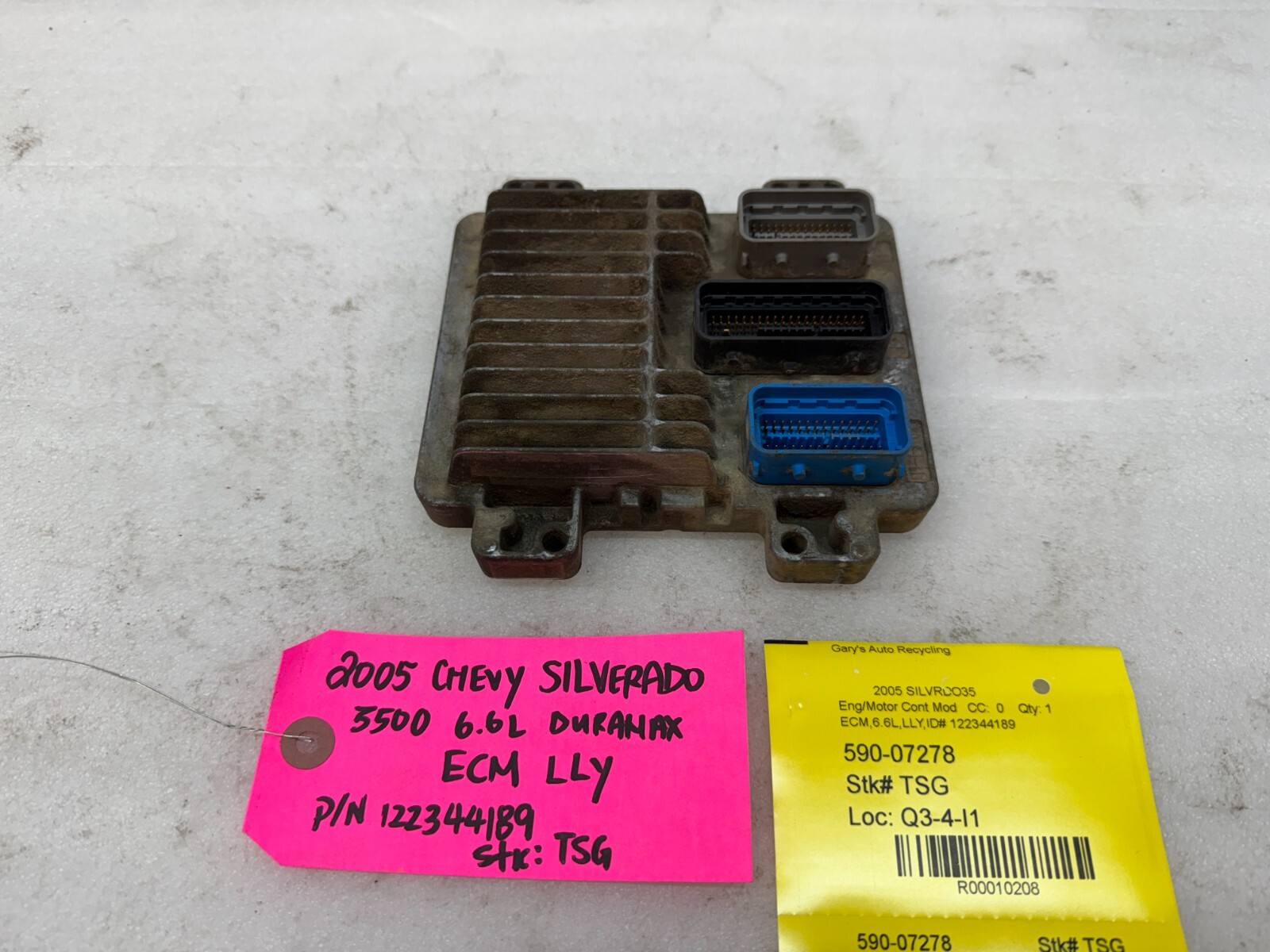 04 05 GMC CHEVROLET SILVERADO 2500HD 3500HD 6.6 LLY ENGINE ECU ECM ...