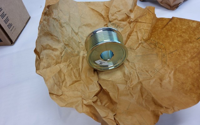 New Unused Cummins Alternator Pulley* 3972808* MUST SEE for sale online ...