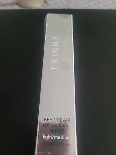 Trinny London BFF Cream Skin Perfector SPF30 Light/Medium 30ml ...
