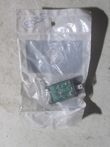 NEW GENUINE OEM International Navistar 3821209C1 Turn Signal Flasher 2 ...