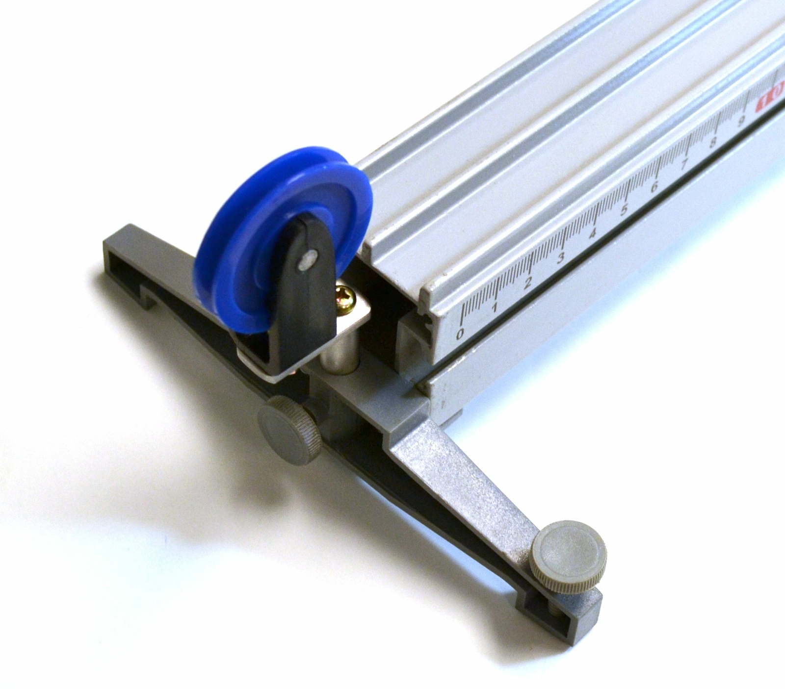 Collisions Kit - 48" Collision Track, 2 Carts, 2 Sets of (3) Slotted ...