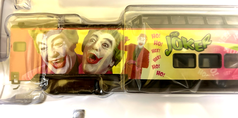 Hawthorne Village Batman “The Joker” Vista Dome Car HO Train with COA ...