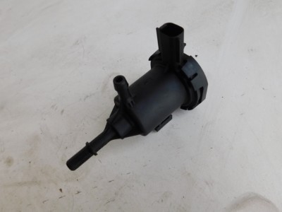 Mercedes Benz M Class ML63 AMG W166 Fuel System Purge Valve A0014760532 ...