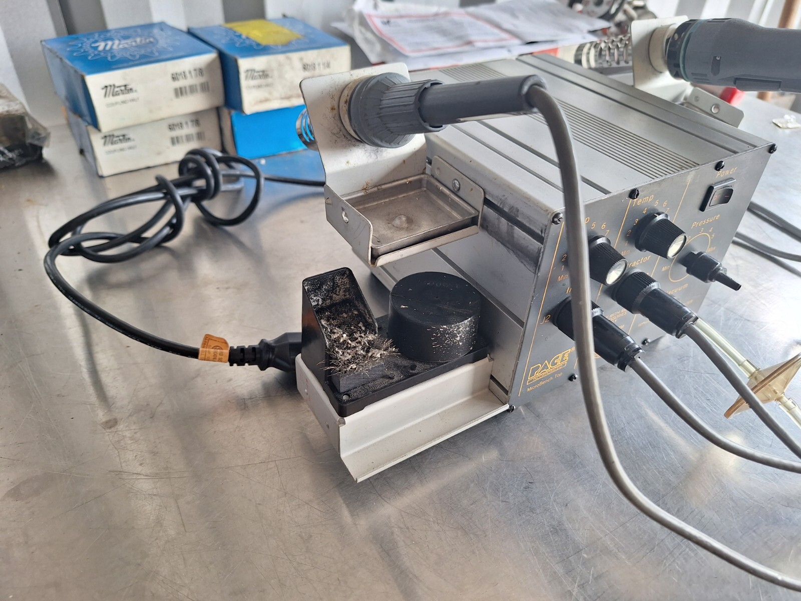 PACE MBT-200 Micro Benchtop Soldering Station & Soldering Iron & Soldr ...