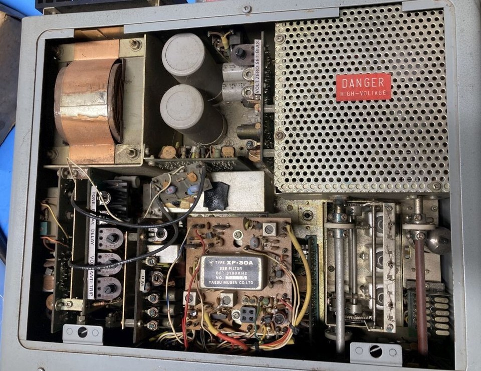 Yaesu FT-101E HF Transceiver - Black - Well cared-for; w Cables and ...