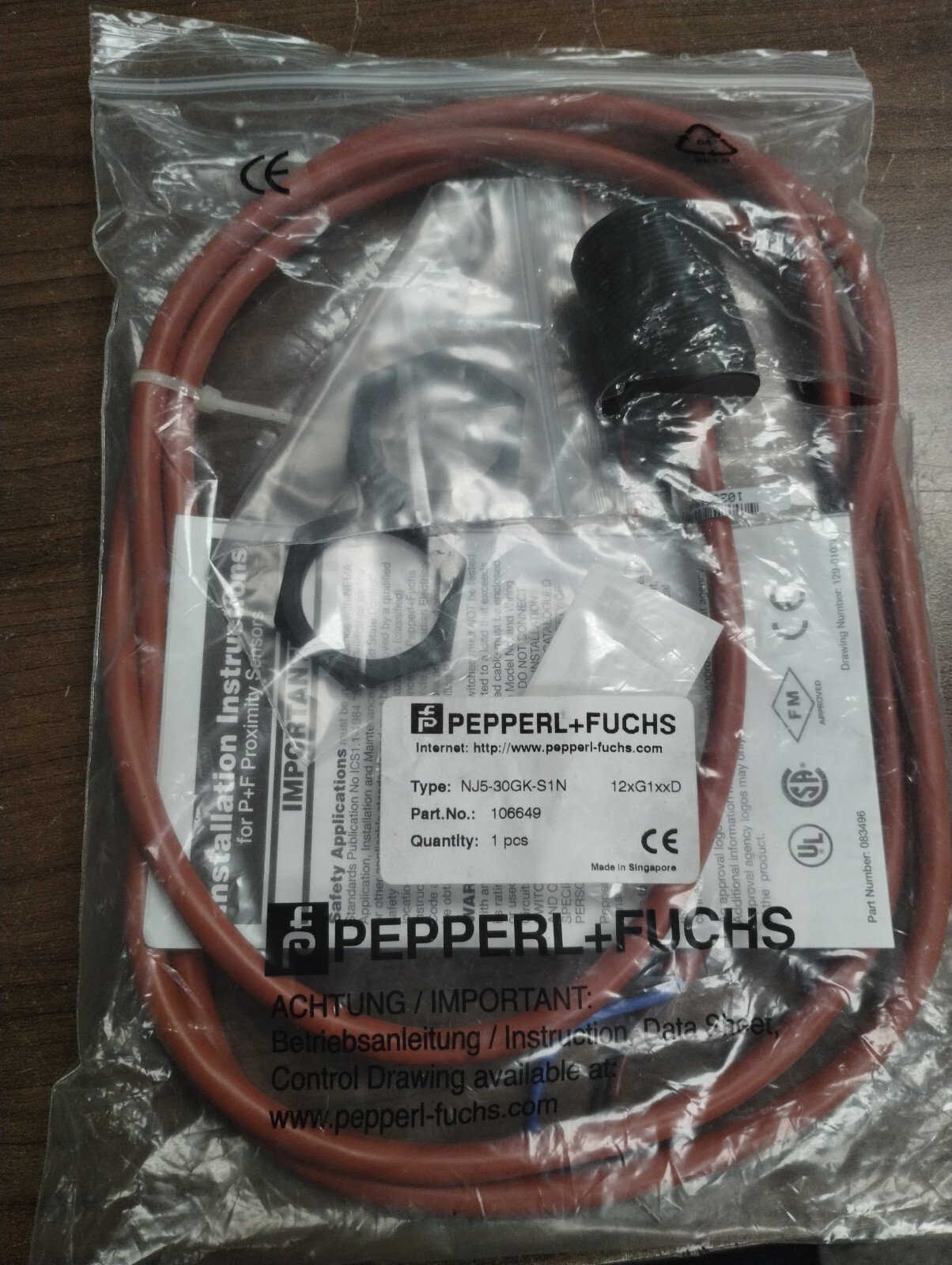 *NEW OLD STOCK* PEPPER+FUCHS NJ5-30GK-S1N 106649 PROXIMITY SENSOR ...