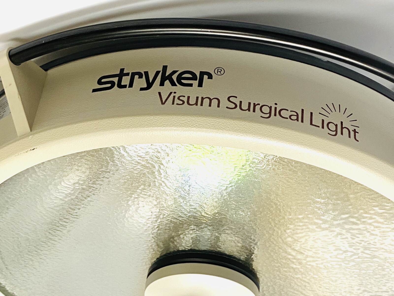 Stryker Visum 600 Surgical Light - Non-camera Ready Light Head - 30V ...