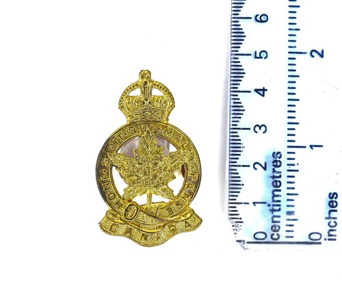 Canadian Royal Montreal Regiment King's Crown Cap Badge. | eBay
