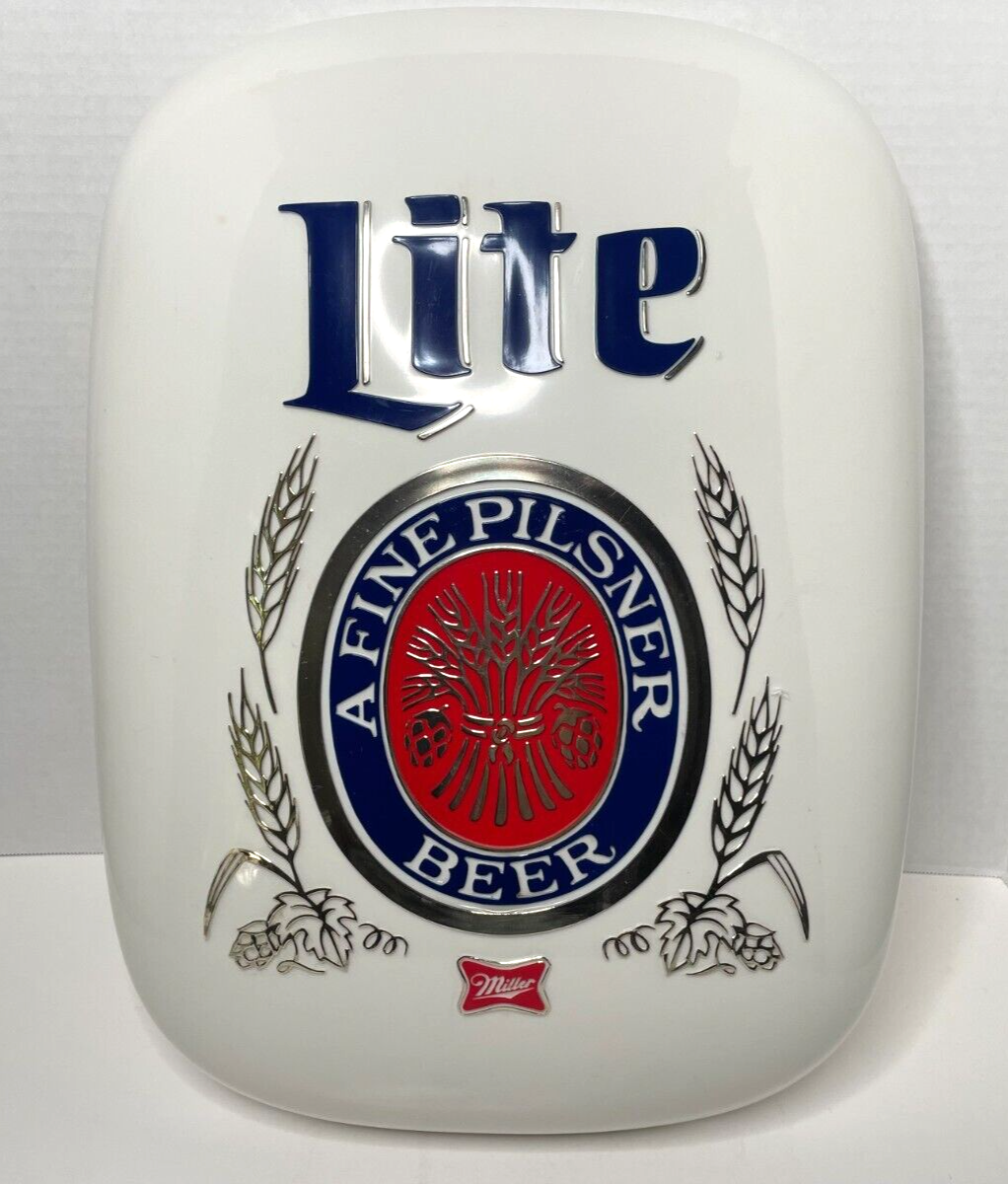 Vintage Miller Lite Fine Pilsner Beer Wall Sign Plastic Dome Curved Bar ...