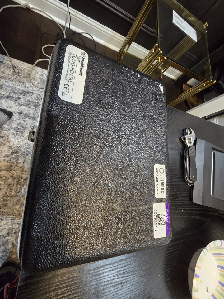 Medtronic Tono-Pen XL Applanation Tonometer / Calibration Error | eBay