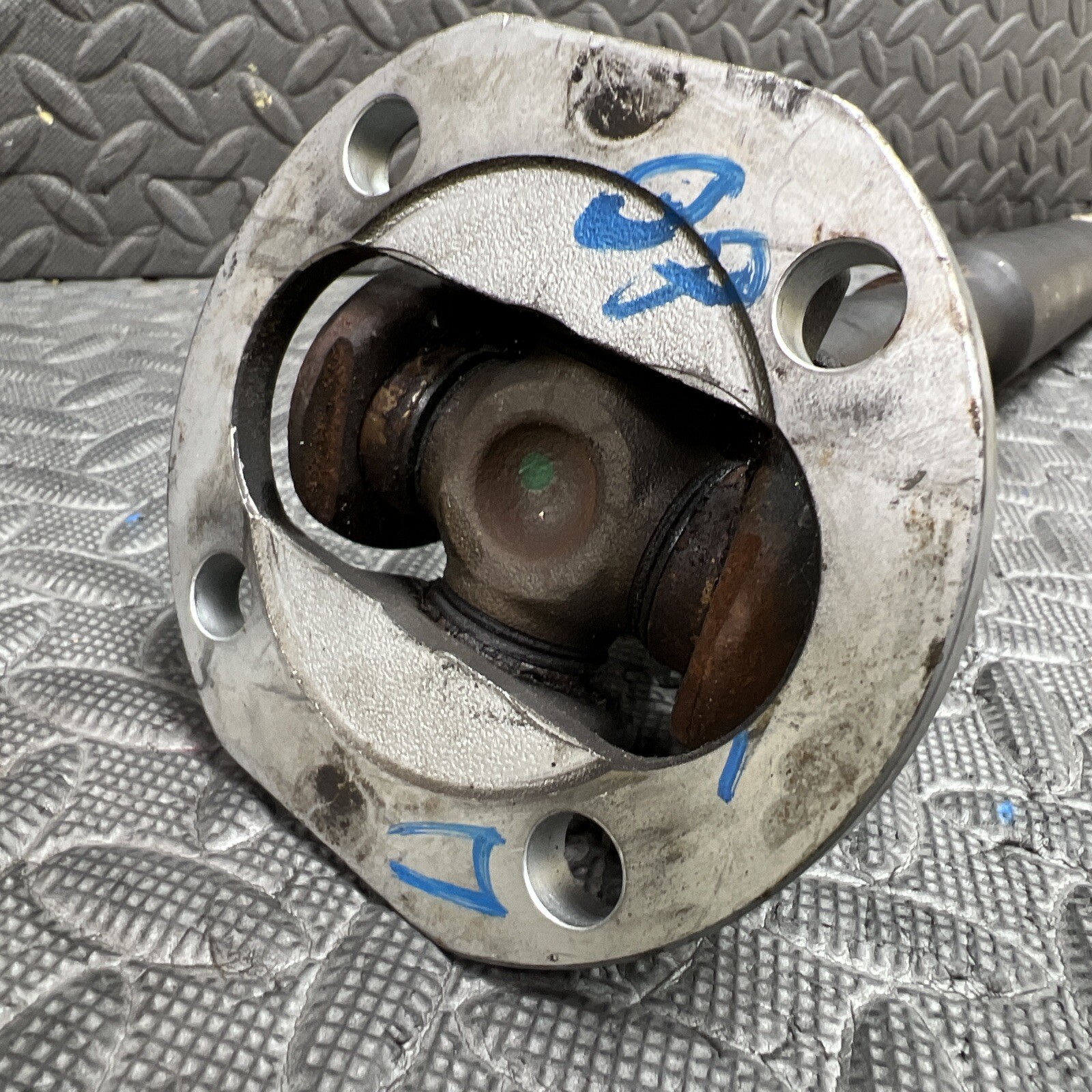 W204 MERCEDES 2011 C300 Front Drive Shaft Driveshaft OEM 2044101801 for ...