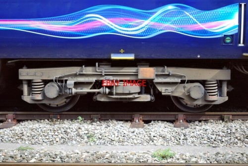 PHOTO (2) THE AIR-SPRUNG AND DISC-BRAKED BR BT10 BOGIE OF BR MKIII HST ...