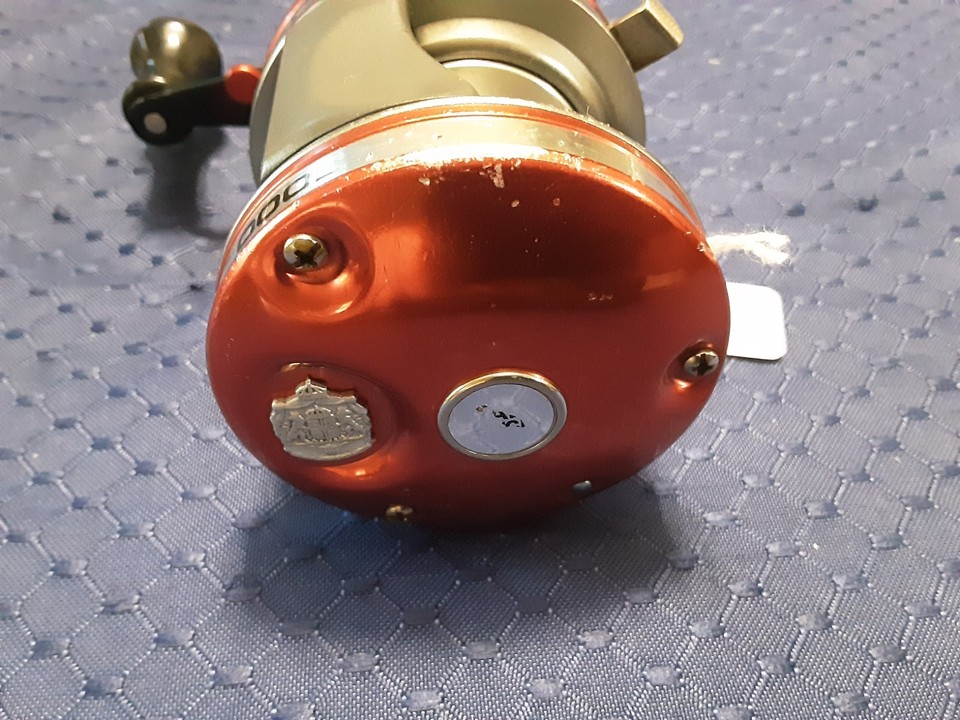 Ambassadeur 5000 Level Wind Reel, RH, Smooth Fully Functional Visible ...