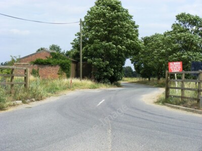 Photo 6x4 Entrance to Marstons Pit Cavenham Home to Allen Newport Ltd ...