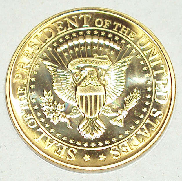 2021 Donald Trump President Novelty Gold Coin IN GOD WE TRUST Coin 1 PC ...