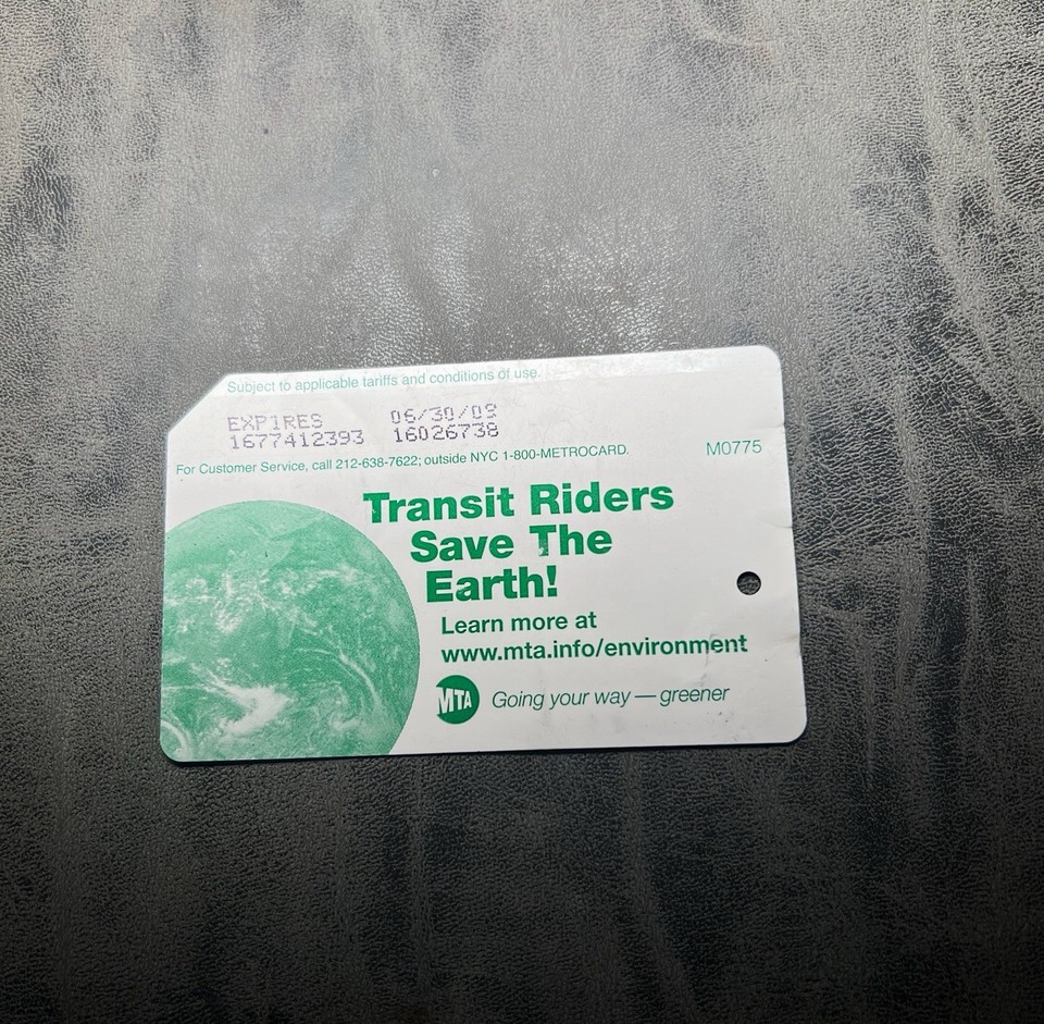 MetroCard (GREEN ERA) (2009) - NYC MTA METROCARDS WERE GREEN - NO $$ ON ...