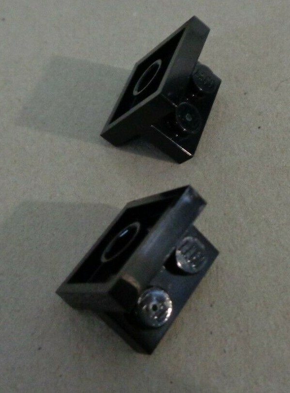 LEGO Part 41682 - 6250020 Plate 1X2 W/Vert Tube Black x2 Pieces ...