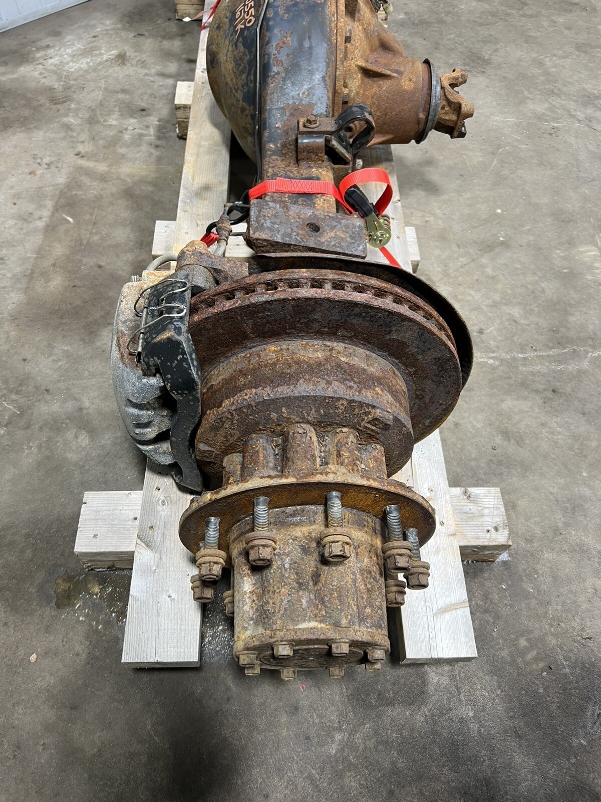2006 Ford F550 Dually Rear Axle Assembly 10 Lug Spicer 130500 4.88 ...