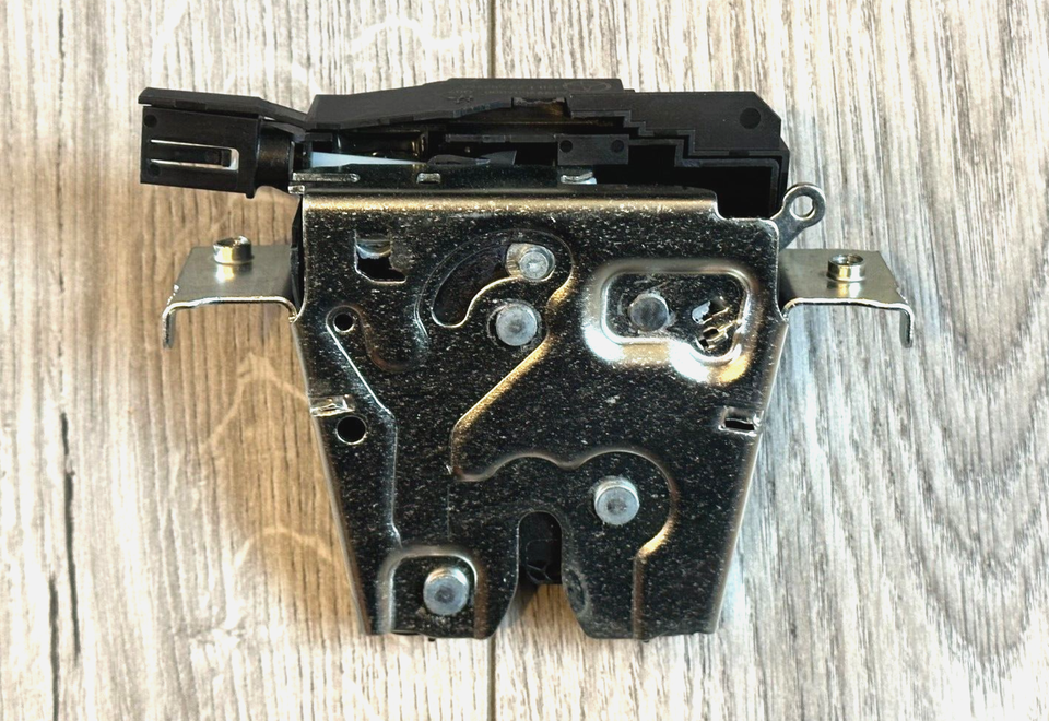2022 2023 MERCEDES HYBRID C300 REAR LID LATCH LOCK PART# 0997504000 ...