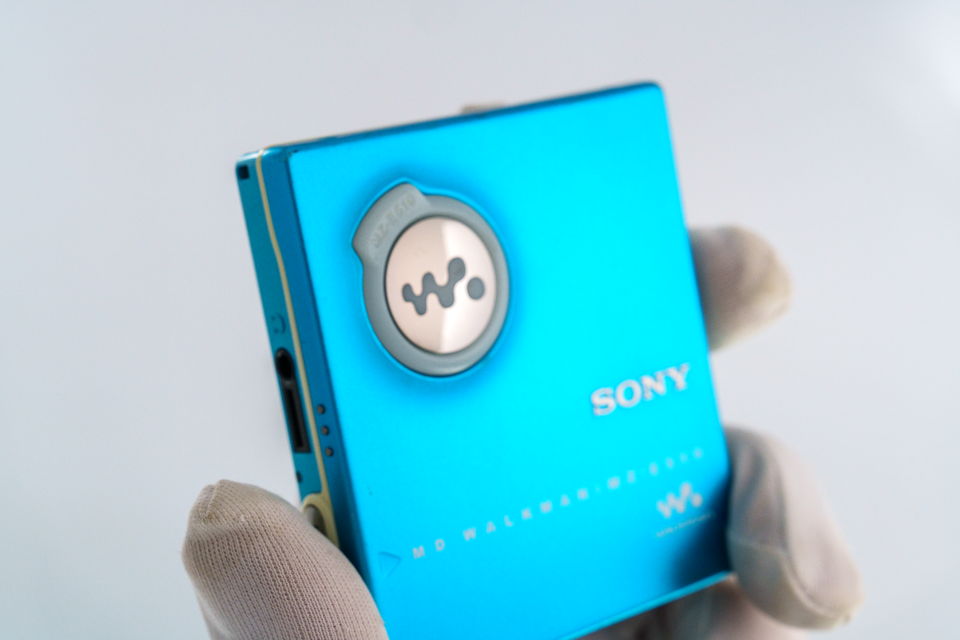 BLUE Sony MZ-E510 MD MiniDisc Player w/ Blue Dock [270] [DEMO / PLAYS ...