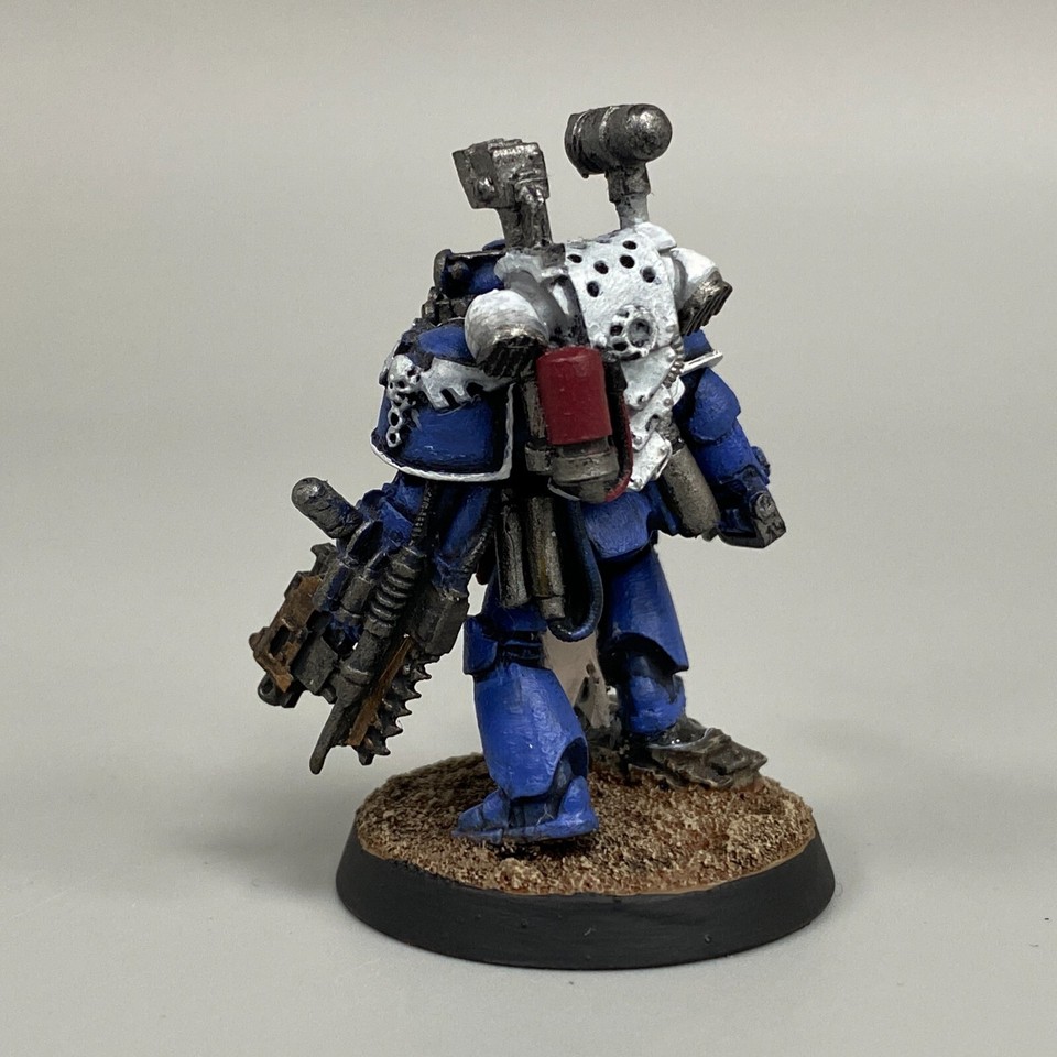 Forge World Ultramarine Mkiv Apothecary Space Marines Warhammer 40.000 ...
