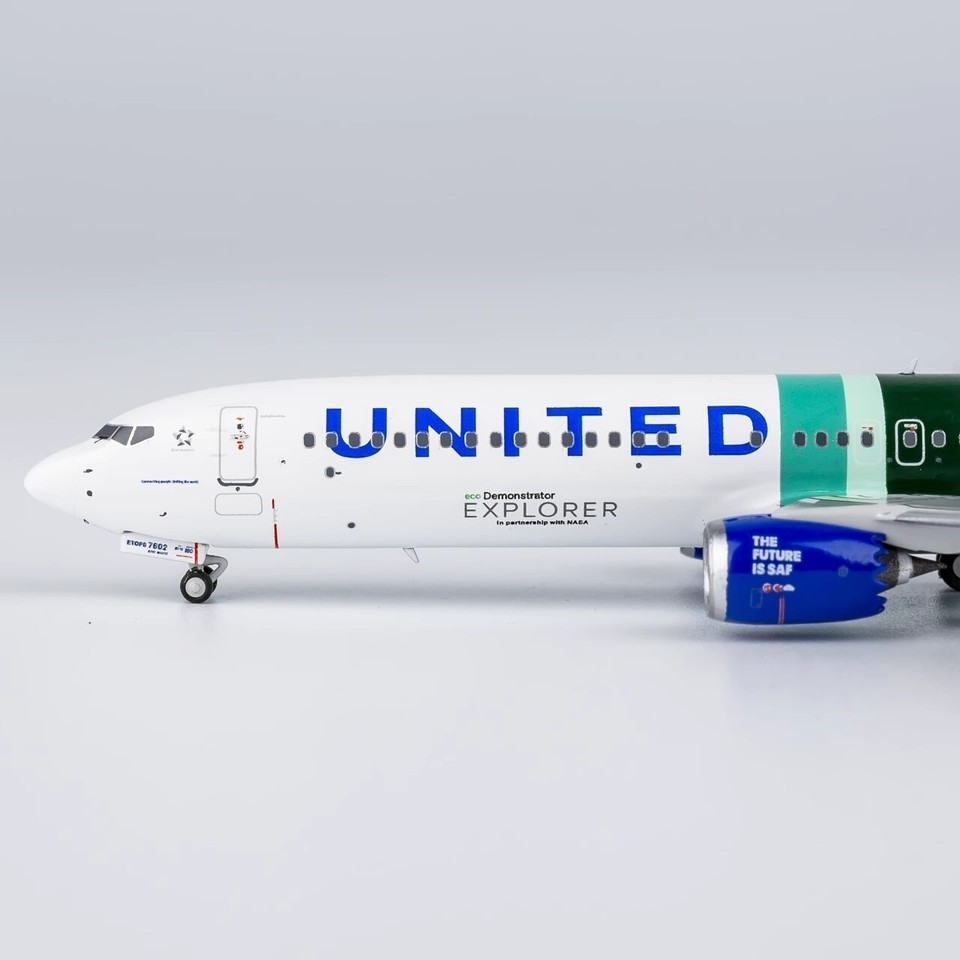 1:400 NG Model UNITED BOEING 737 MAX 10 Passenger Plane Diecast ...