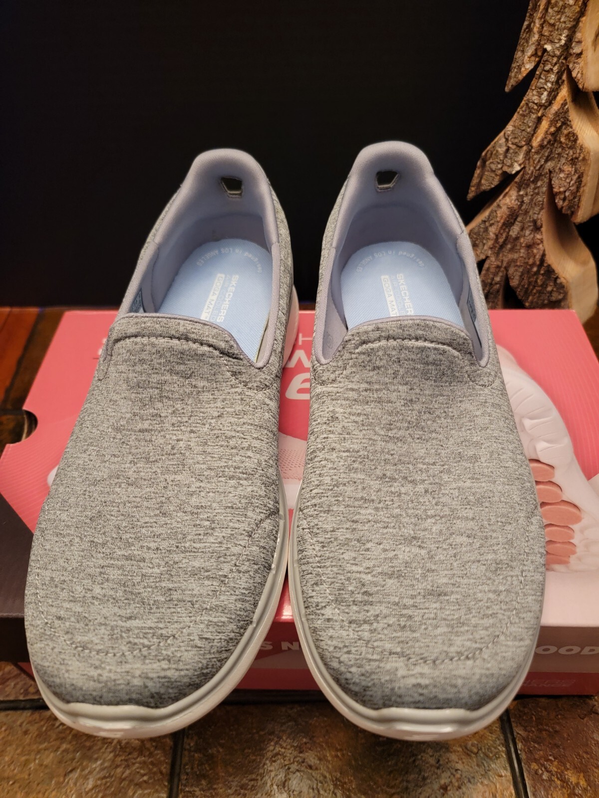 Sketchers Women's 9 Wide Ortholite Go Walk 6 Hyper Pillars Foam ...