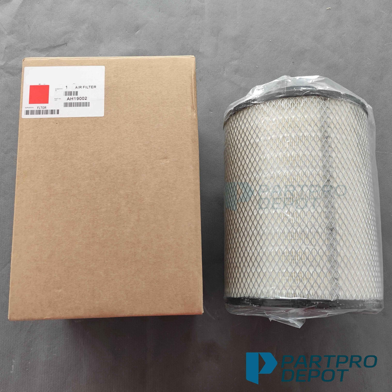 FLEETGUARD AH19002 - Air filter cross reference