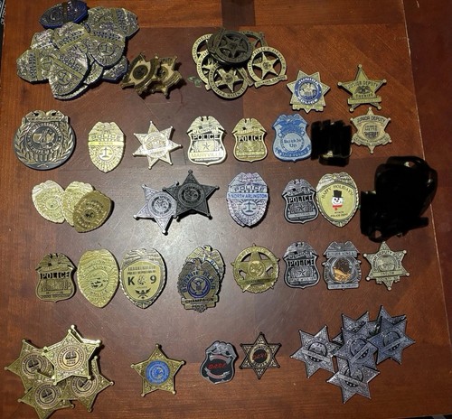 62 pcs JUNIOR POLICE SHERIFF TOY POLICE PLASTIC BADGE LOT | eBay