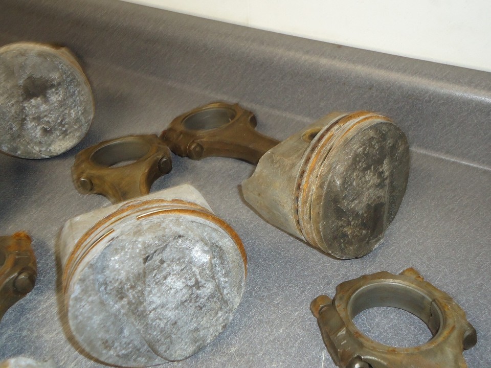 8) GM Engine Pistons Connecting Rods Set 3888304 Chevrolet Chevy 427 ...