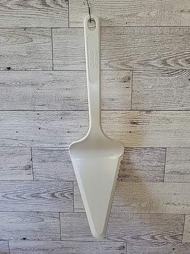 Vtg Pyrex Accessories White Pie Dessert Server USA Melamine Plastic ...