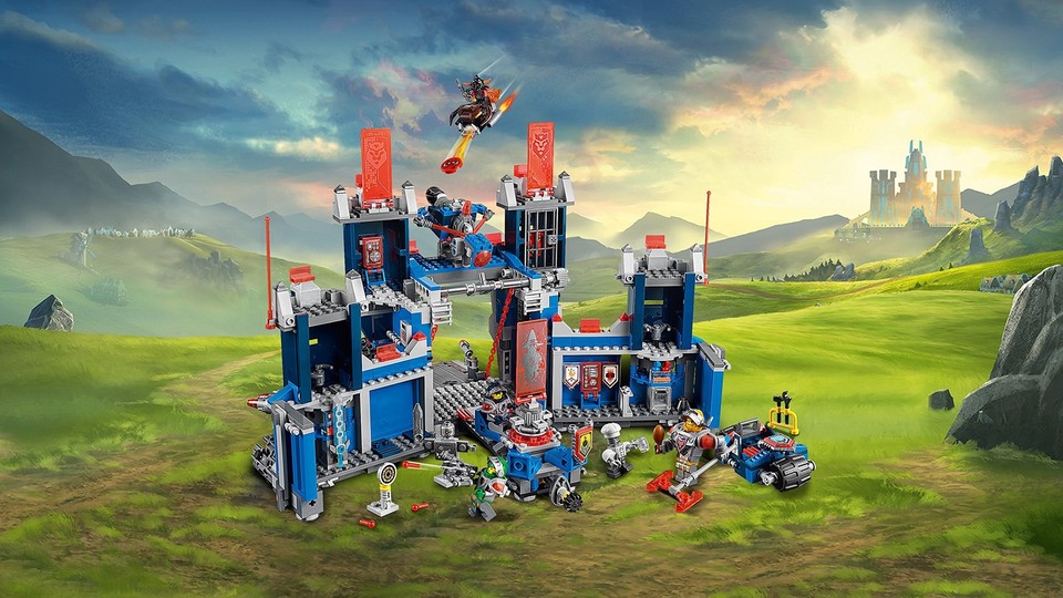 LEGO Nexo Knights Mobile Fortress Fortrex 70317 673419245197| eBay