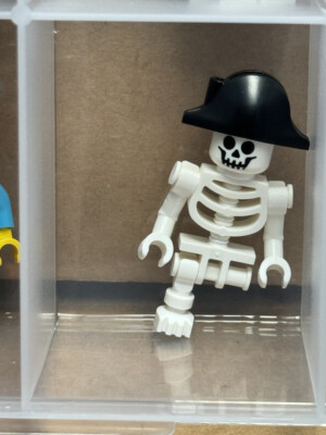 LEGO Minifigure - Skeleton - Standard Skull, Single Leg - No cty1659 ...