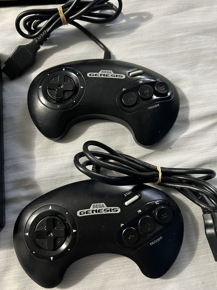 Sega Genesis Model 1 1601 , VA6 , Tested Bundle With 4 GAMES . | eBay