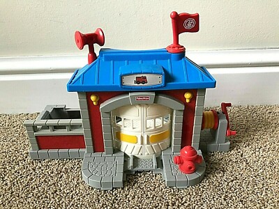 Fisher Price "GEOTRAX FIRE STATION RAPID RESPONSE RESUE CO." | eBay